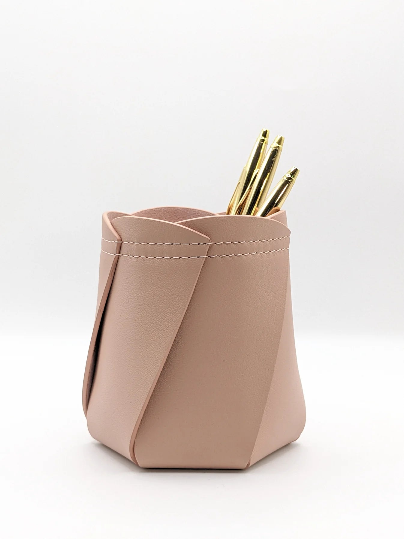 Pen Cup – The Paper Mouse